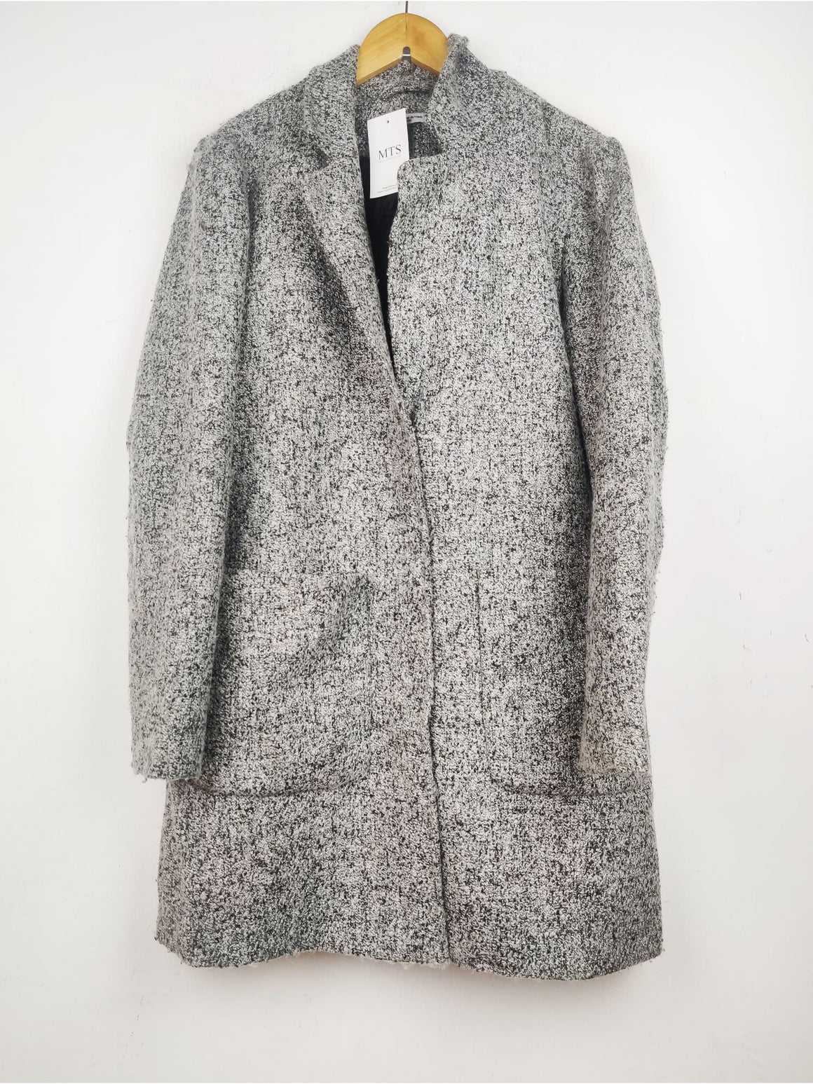 Buy Second Hand Women's Coats & Bomber Jackets in reasonable rates ...